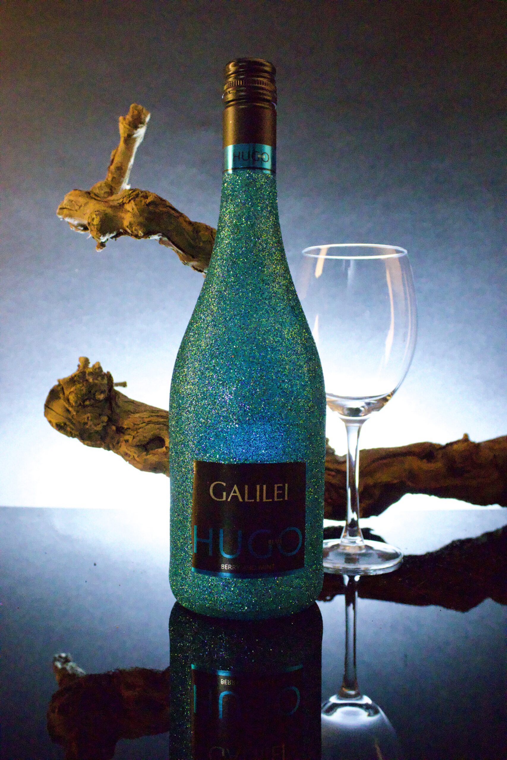 Hugo Blue - Glitterwijn.nl